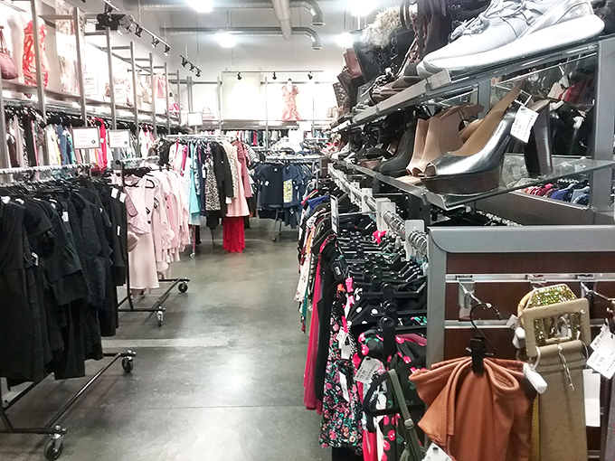 Fashion forward meets wallet-friendly at Uptown Cheapskate. Inside, it's like a sample sale for the savvy shopper with champagne taste on a beer budget.