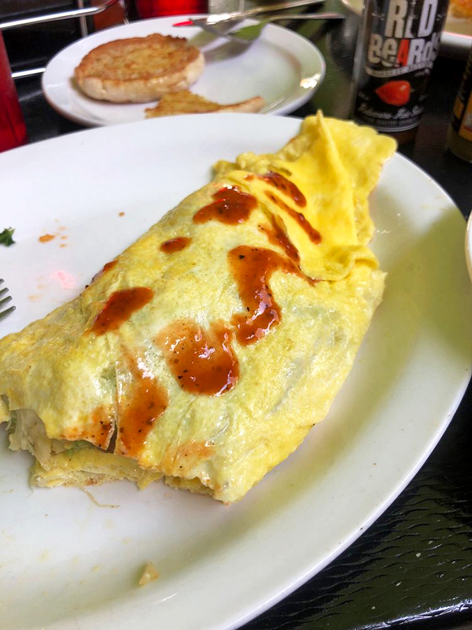 The Main Street Omelet: Where eggs meet art. It's so pretty, you almost don't want to eat it. Almost.