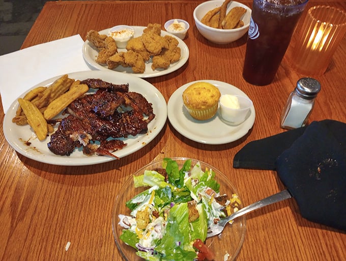 Who says you can't have it all? Parker's proves that a perfect meal can include both finger-licking ribs and a crisp, refreshing salad.