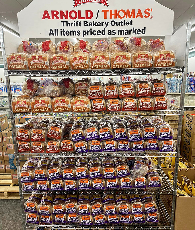 Carb lovers, rejoice! This bakery outlet is like Willy Wonka's factory, but for bread. Oatmeal, swirl, or plain &ndash; take your pick!