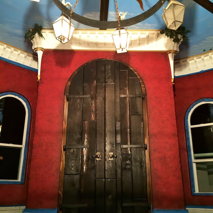 Fee-fi-fo-fum, I smell the charm of Louisiana fun! This grand entrance would make even Rapunzel consider trading in her tower for a bayou view.