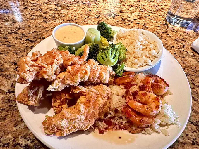 A platter that solves the eternal dilemma: why choose between chicken, shrimp, and sides when you can have it all?