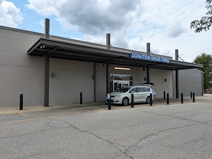 The drive-thru that gives back! Drop off your donations and drive away feeling like a neighborhood superhero. No cape required.