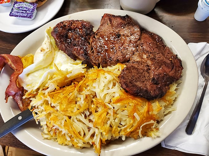 Who needs a red carpet when you can have a red-meat carpet? This steak and eggs combo is ready for its close-up.