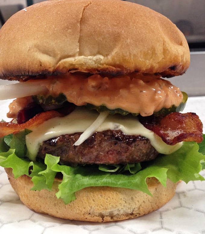 Meet the Willy Mac – it's not just a burger, it's a work of art. Van Gogh would've painted this if he'd tasted it.