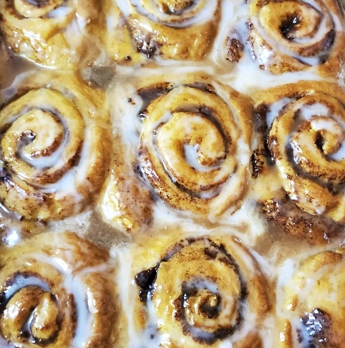 Willy's cinnamon rolls: where "sharing size" is a suggestion, not a rule. These beauties are ready for their close-up &ndash; and your plate.