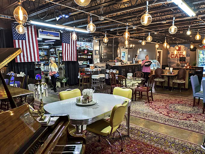 Where retro meets gastronomy. This cozy corner cafe serves up a slice of Americana with every cup of joe.