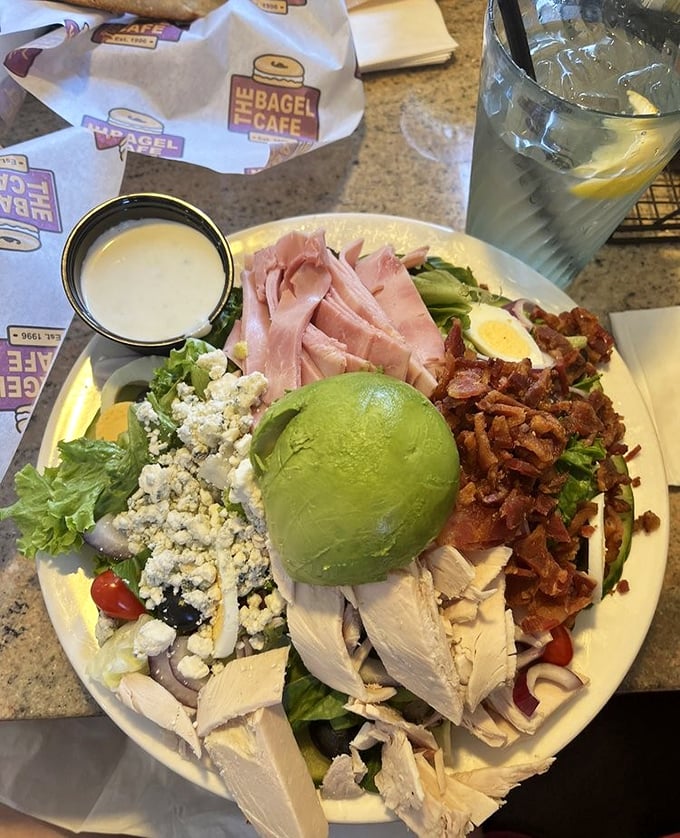 A salad that's more colorful than the Bellagio fountains! Who knew healthy could look this good in Sin City?