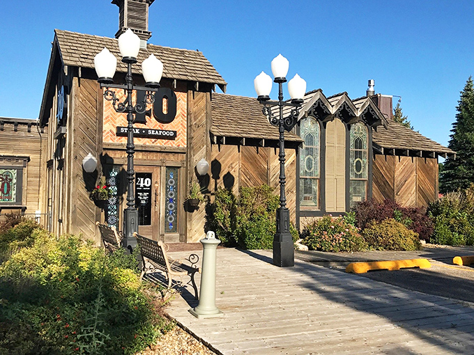 40 Steak & Seafood: Paul Bunyan's date night destination! Where rustic charm meets culinary sophistication.