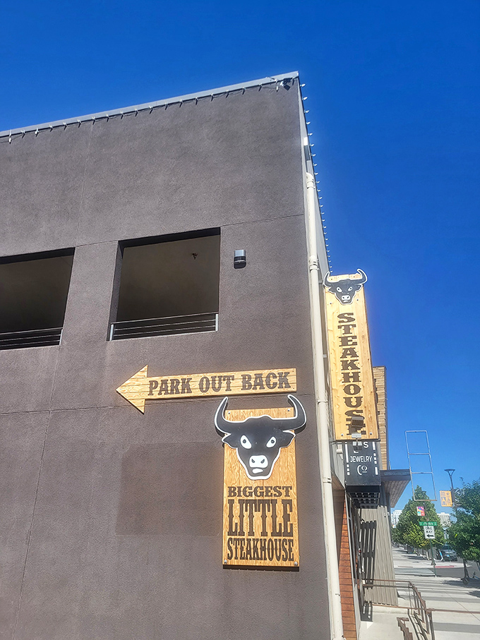 Biggest Little Steakhouse: Reno's David in a world of steakhouse Goliaths. Proving size doesn't matter when it comes to flavor.