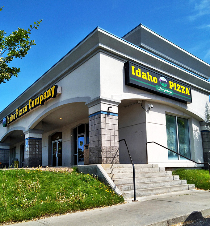 Idaho Pizza Company: Bringing a slice of local pride to Meridian, one pie at a time. It's like Idaho in edible form!