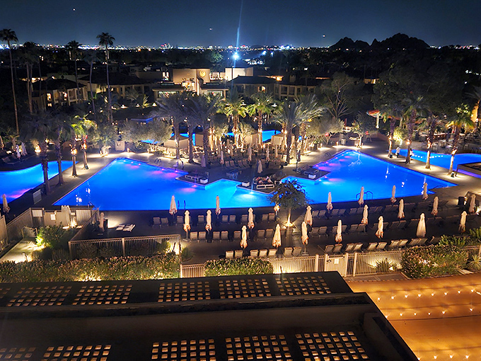 J&G Steakhouse: Where the view is almost as jaw-dropping as the steaks. Almost.