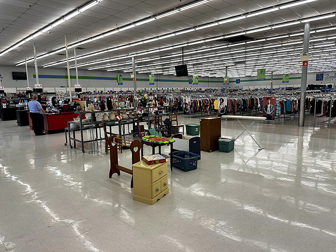 Welcome to the Disneyland of discounts! 2nd Ave is where your inner bargain hunter goes to play. It's retail therapy on a budget!