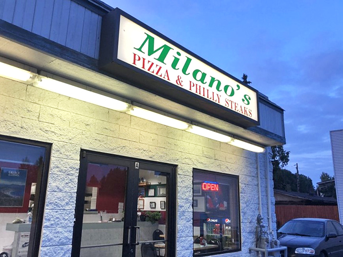 Philly meets Sicily in the land of the midnight sun! Milano's proves that great pizza knows no borders, even in the far north.