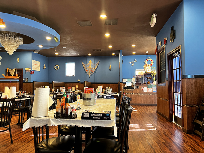 Blue walls, fishnets, and tables ready for a delicious mess. Seafood Bucket is where you leave your inhibitions at the door and dive in!