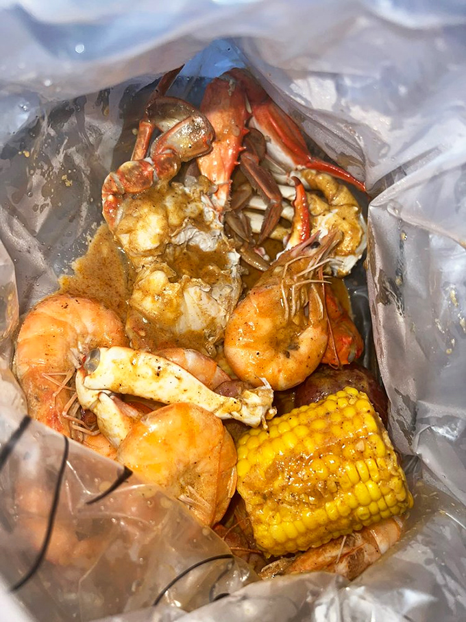 Holy mackerel! This seafood boil is like a party in a bag. Who knew Iowa could throw such a shellfish shindig?