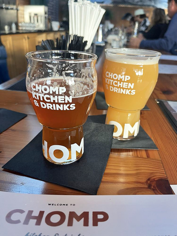 Cheers to good times! Chomp's craft beers are liquid amber perfection, served in glasses so fancy, they make you feel like royalty &ndash; even if you're wearing flip-flops.