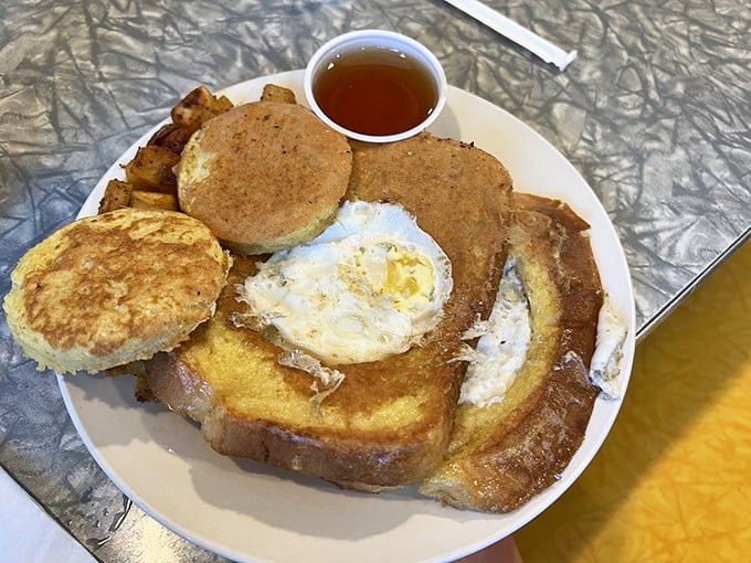 Who knew nests could be so delicious? This hearty plate is like a cozy breakfast hug, complete with golden toast and perfectly cooked eggs.