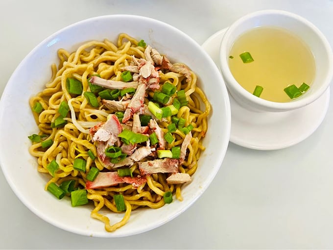 The famous Dry Mein&mdash;Sam Sato's signature dish that locals line up for. Those golden noodles with char siu and green onions are worth crossing oceans for.