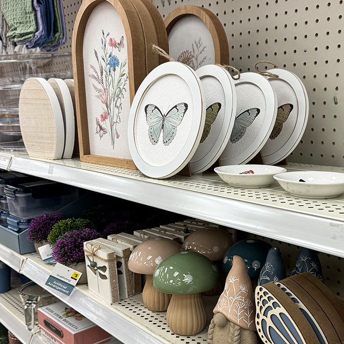 Who knew budget-friendly could be so beautiful? These glass items are proof that you don't need to spend big to add a touch of elegance to your home.