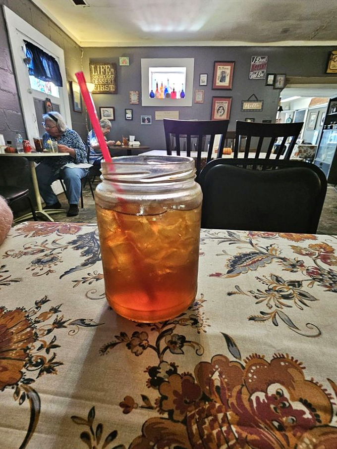 Sweet tea in a mason jar – the unofficial champagne of the South. Sip slowly, savor the sweetness, and feel your worries melt away.