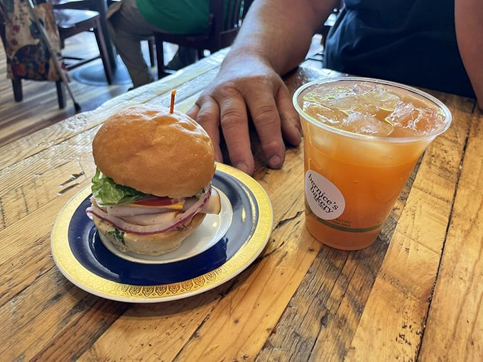 Who says bakeries can't do lunch? This hearty sandwich and fresh-pressed beverage prove otherwise.