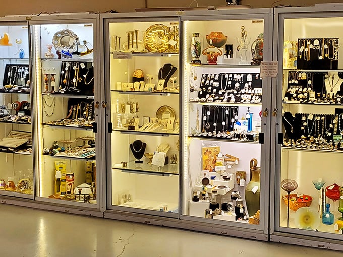 Sparkle central! These cases hold enough bling to make Elizabeth Taylor say, "Maybe I should tone it down a notch."