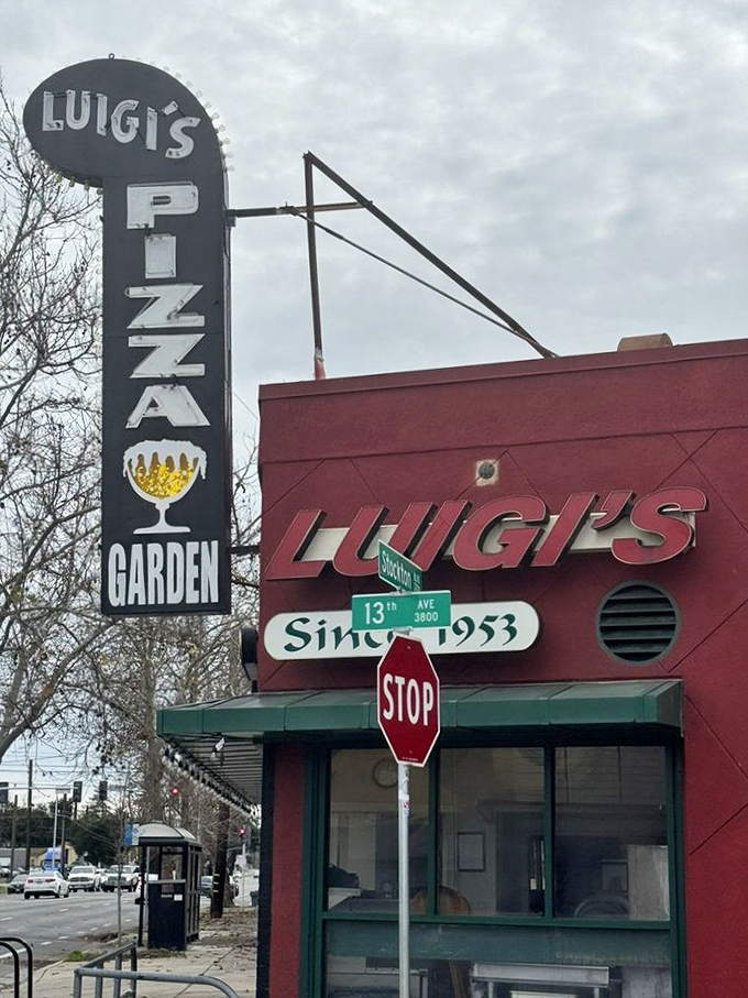 Luigi's: Where Sacramento's pizza past meets its delicious present. That neon sign has been guiding hungry folks home since 1953!
