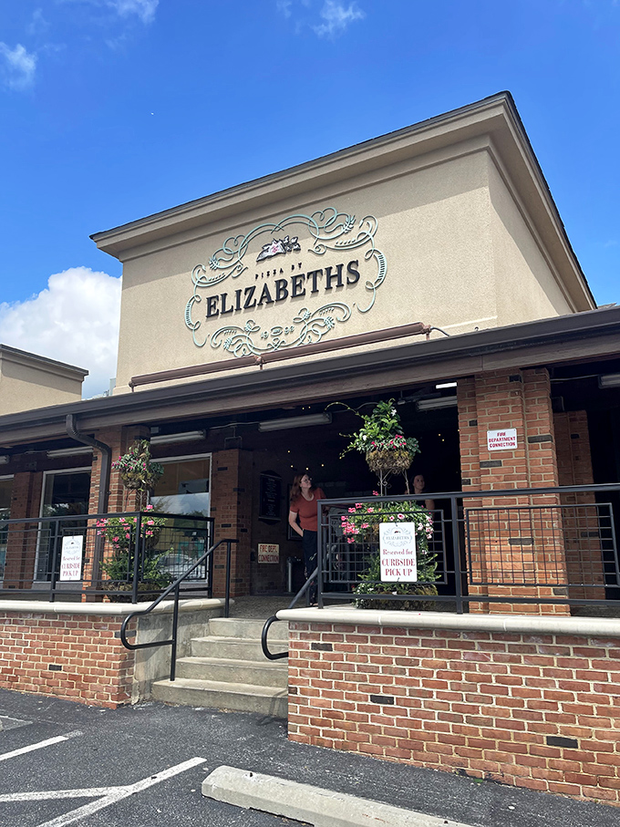 Elizabeth's elegant entrance feels like the pizza equivalent of putting on a nice shirt to go to dinner&mdash;casual sophistication with a side of marinara.