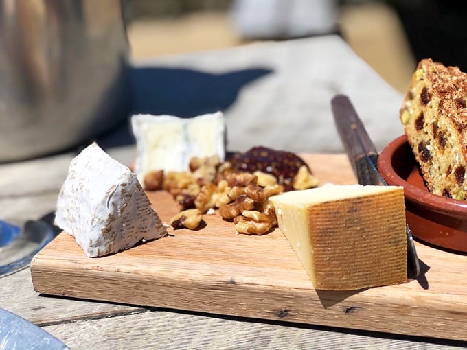 Say cheese! This artisanal platter is ready for its Instagram moment. Pair with oysters for a match made in foodie heaven.