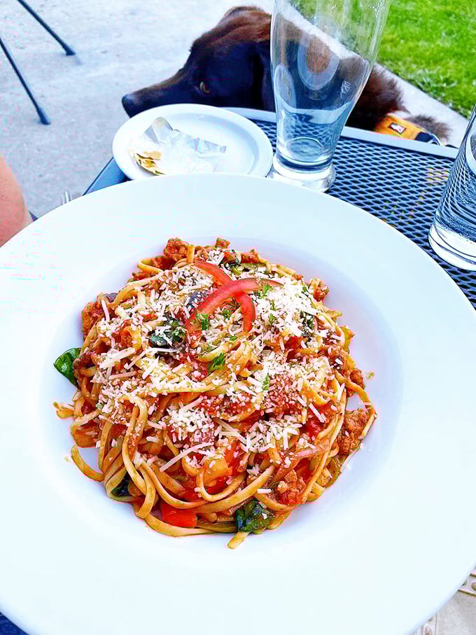 Pasta la vista, baby! This linguine is dressed to impress, like a Italian supermodel on a catwalk.