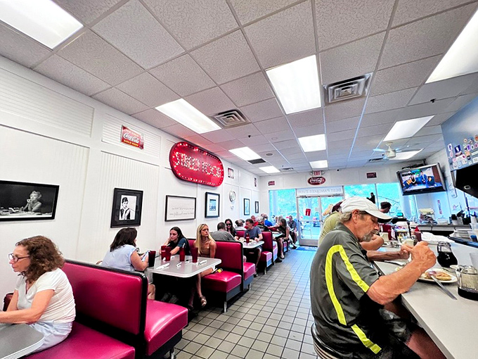 Breakfast theater at its finest! Watch as short-order magicians turn simple ingredients into plates of pure joy.