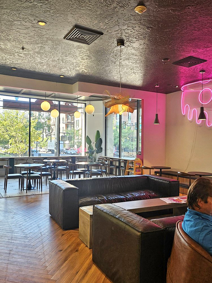 Part coffee shop, part modern art gallery, all delicious. Guru's dining area is where comfort meets cool, and donuts meet their destiny.