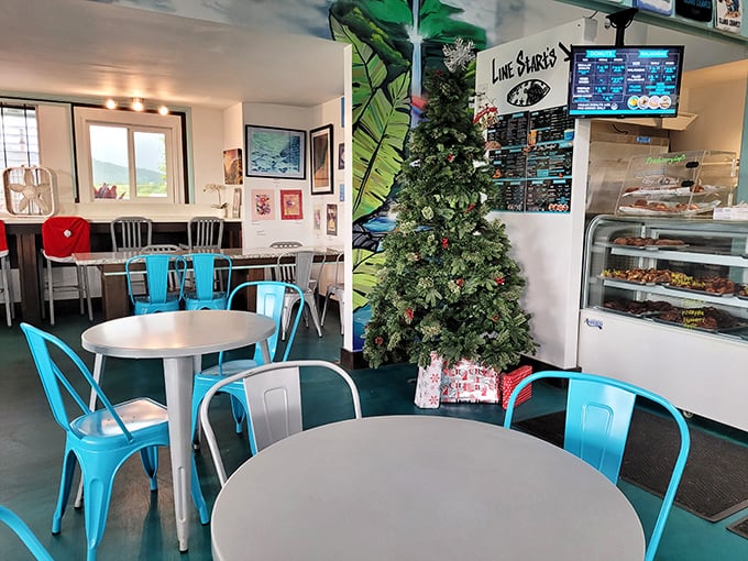 Pull up a turquoise chair and stay awhile. This dining area is as inviting as a gentle Hawaiian breeze.