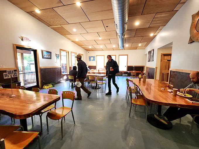 Rustic charm meets modern comfort. It's like dining in your cool friend's cabin, if your friend was a pizza wizard.