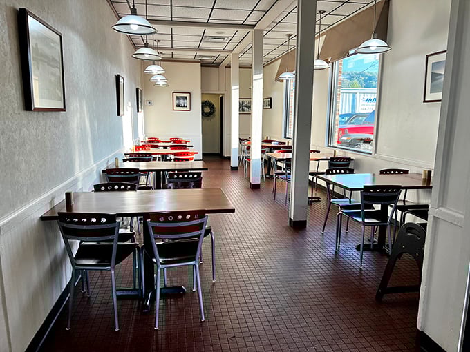 Retro chic meets comfort food haven! Suzi's dining area is like stepping into a time machine where the food is always hot and the welcome's always warm.