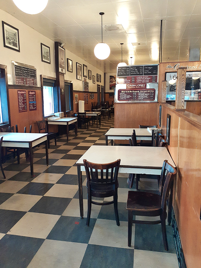 Empty tables at The Pantry are like solar eclipses&mdash;rare, brief, and worth documenting. That checkered floor has supported millions of satisfied customers since Calvin Coolidge was president.