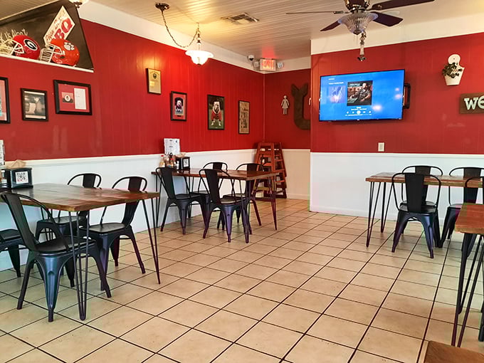 Red walls, wooden tables, and the promise of barbecue bliss. It's not fancy, but neither was grandma's kitchen &ndash; and we all know how good that food was.