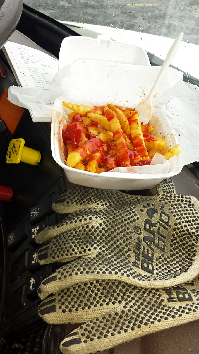 Golden, crispy, and utterly irresistible. These fries are the supporting actors that deserve an Oscar in the blockbuster hit of your meal.