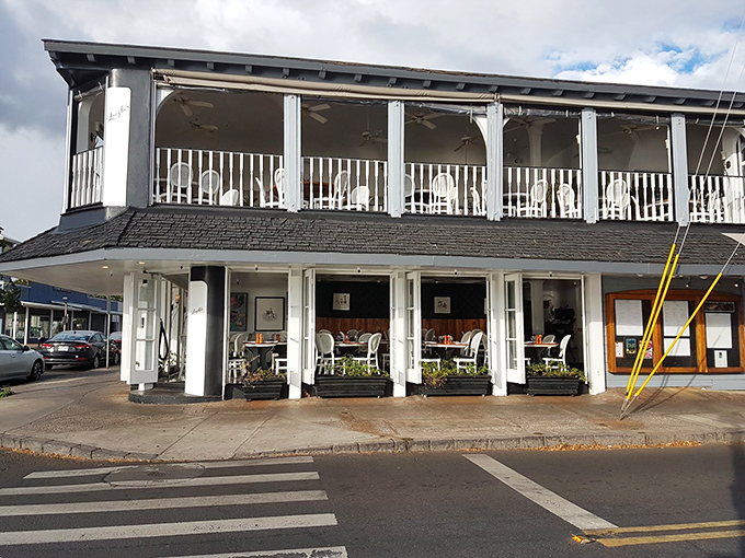 Dine with a view that's more intoxicating than the wine list. Longhi's serves up panoramas that'll have you drunk on Maui's beauty.