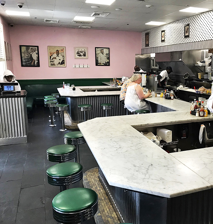 Diner dreams come true! Pink walls, polka dots, and mouth-watering aromas &ndash; it's like stepping into a 1950s foodie fantasy.