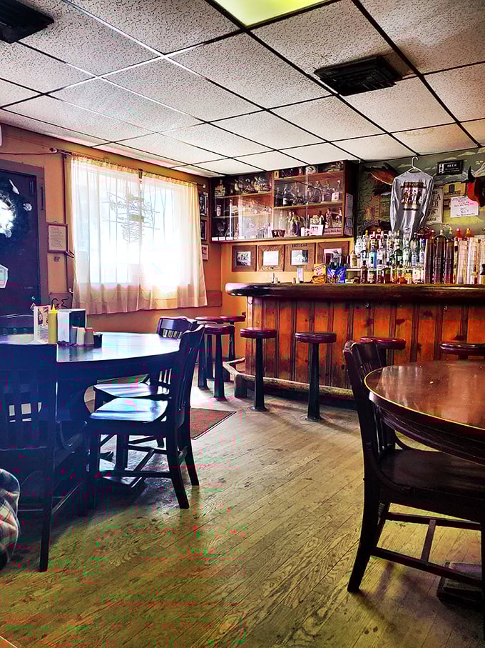 Where everybody knows your name (and your burger order). This bustling bar is the heart of Bud's, pumping out good times and great eats.