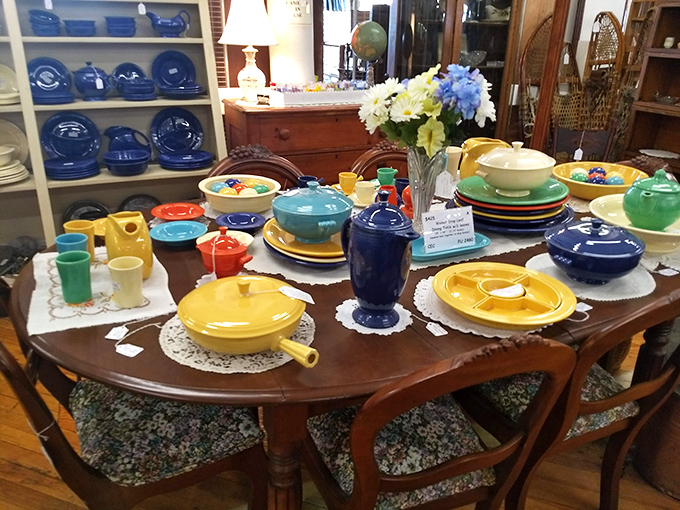 A Technicolor dream of dinnerware. These dishes have hosted more family dramas than a soap opera marathon.