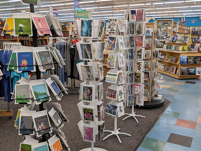 Forget text messages, these are the original status updates! Quirky note cards add a dash of whimsy to your literary haul.