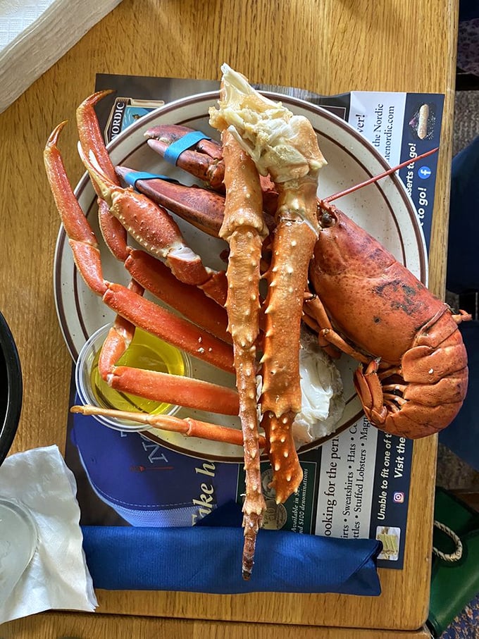 Behold, the seafood platter of champions! It's like Neptune himself catered your dinner party.