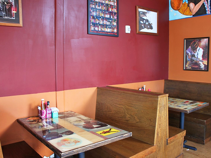 Cozy booths and good company. It's like Cheers, but with more napkins and finger-licking goodness.