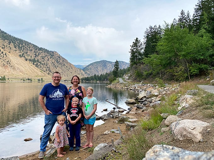 Family fun with a side of breathtaking views. Georgetown's lakeside is where memories are made and "Are we there yet?" turns into "Can we stay longer?"