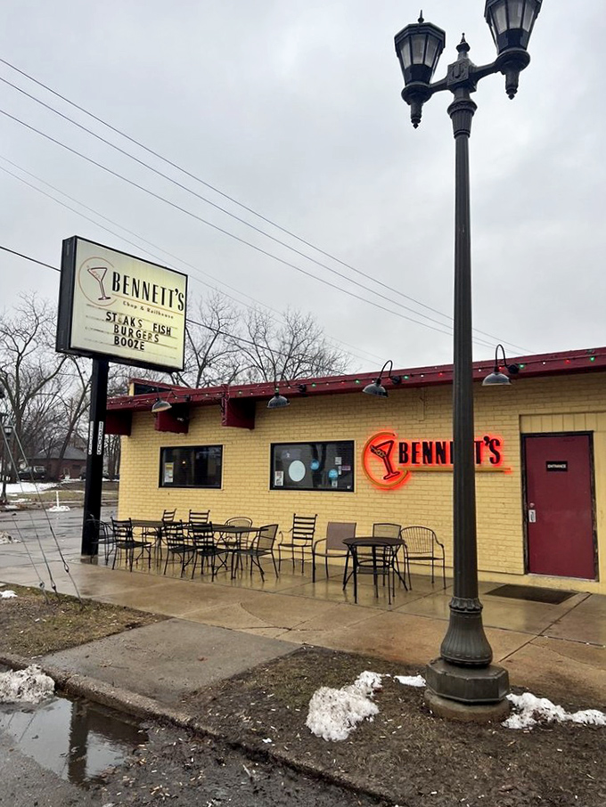 Bennett's sunny exterior is like a warm welcome. Inside, it's serving up neighborhood vibes with a side of serious steak.