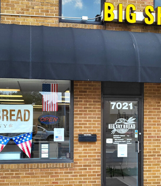 bakery iowa cinnamon rolls ftr