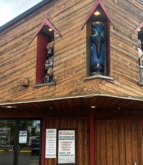 best burgers alaska restaurant FTR